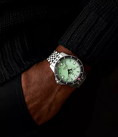 Pro-Diver Automatic Stainless Steel Watch ZO3560 - Zodiac Pro-Diver Automatic Stainless Steel Watch ZO3560 - Zodiac